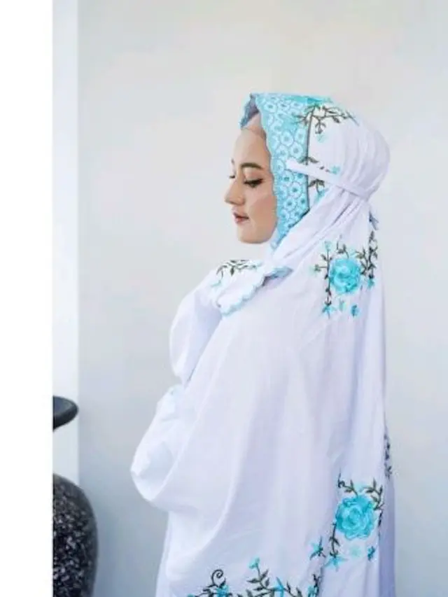 10 Rekomendasi Mukena Bordir Terbaik untuk Lebaran 2024 - Citizen6 ...