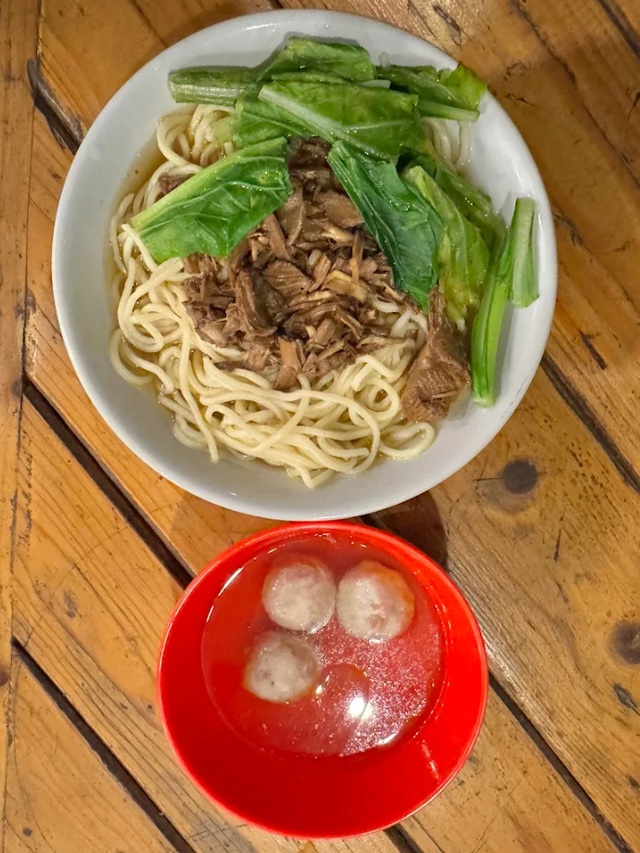 15 Rekomendasi Tempat Makan Mie Ayam di Solo yang Bikin Pengen Balik Lagi