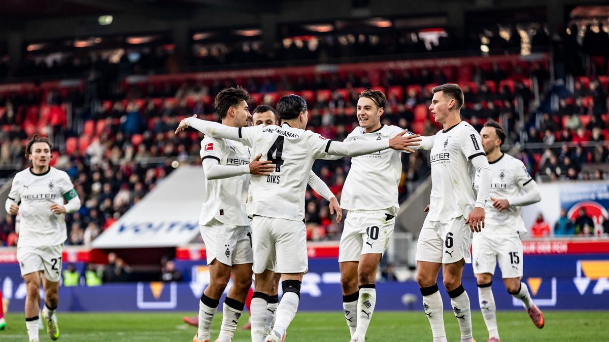 Kevin Diks Cetak Gol Lagi, Borussia Monchengladbach Hajar Heidenheim dan Semakin Mendekat ke ...