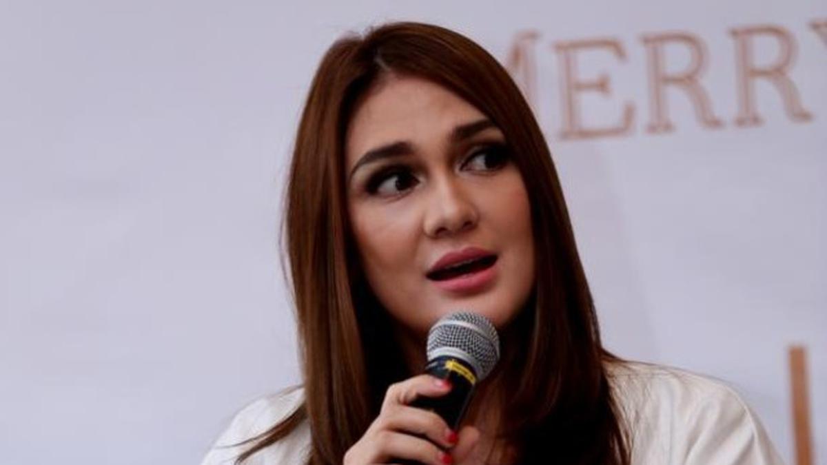 Luna Maya Buka Suara Soal Inisial Lm Video