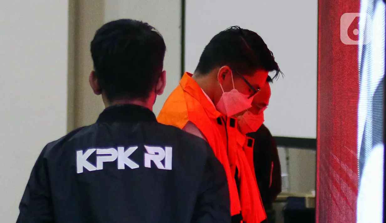 Kpk Tahan Tiga Tersangka Korupsi Lelang Penyaluran Bansos Beras Foto