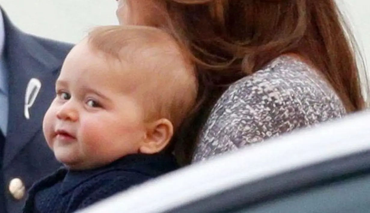 Gemesnya Ekspresi-Ekspresi Lucu Baby George Ini - Photo Fimela.com
