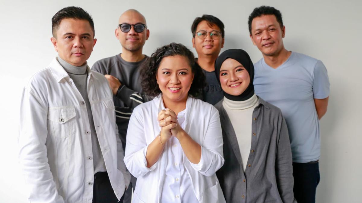 Buktikan Eksistensi, Base Jam Rilis Mini Album di Usia 30 Tahun ...