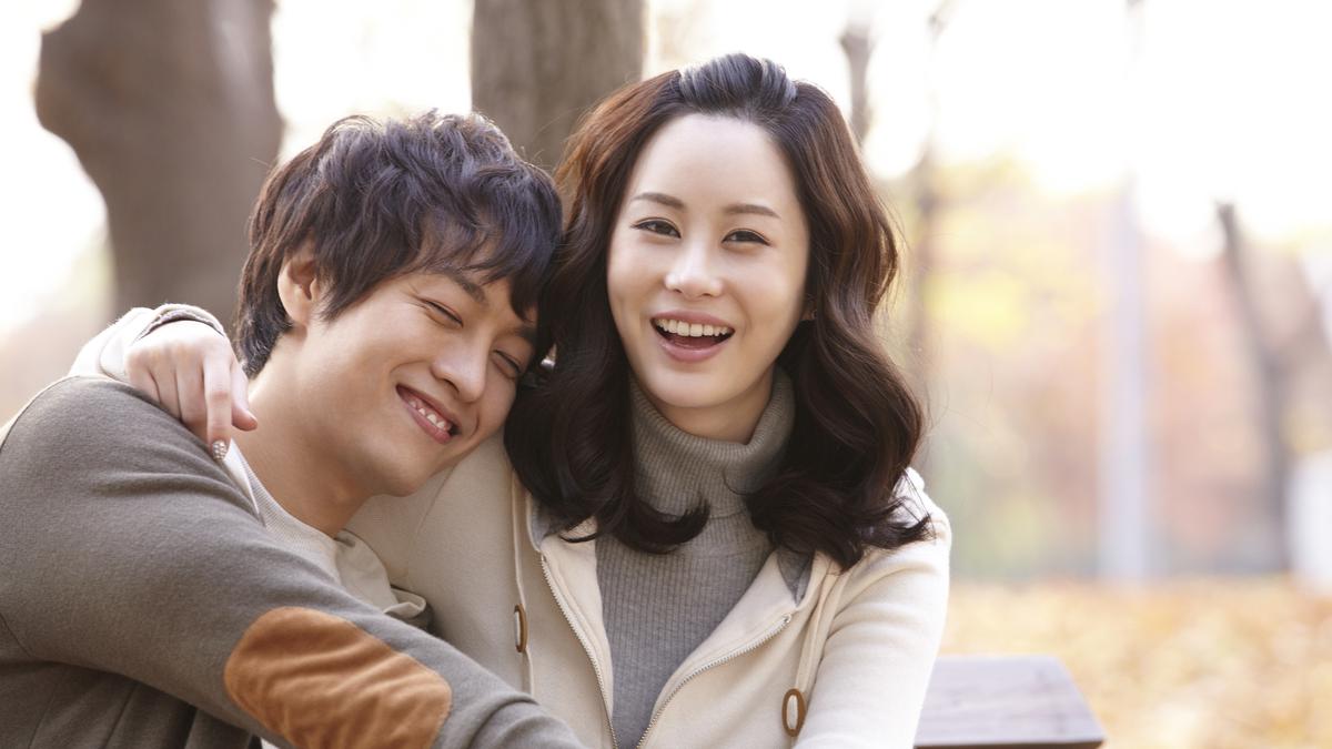 5 Tanda Bahwa Kamu adalah Segalanya Bagi Pasanganmu