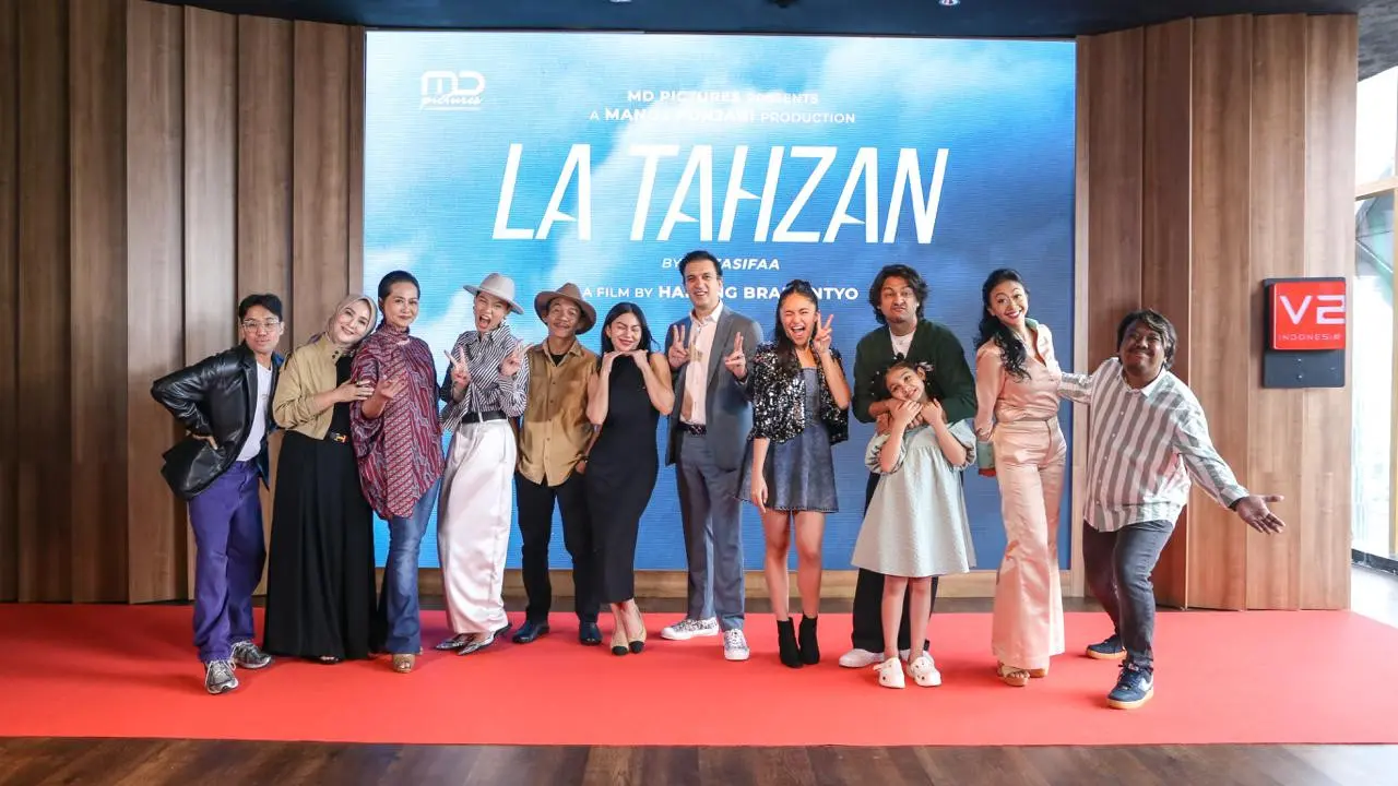 Viral di TikTok, Ini Sinopsis dan Jadwal Tayang Film La Tahzan (2025) - Hot Liputan6.com