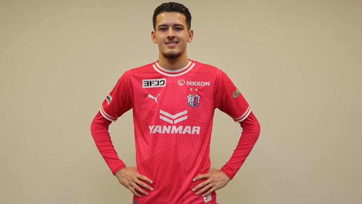 Justin Hubner Starter dan Dapat Kartu Kuning, Cerezo Osaka Bungkam ...