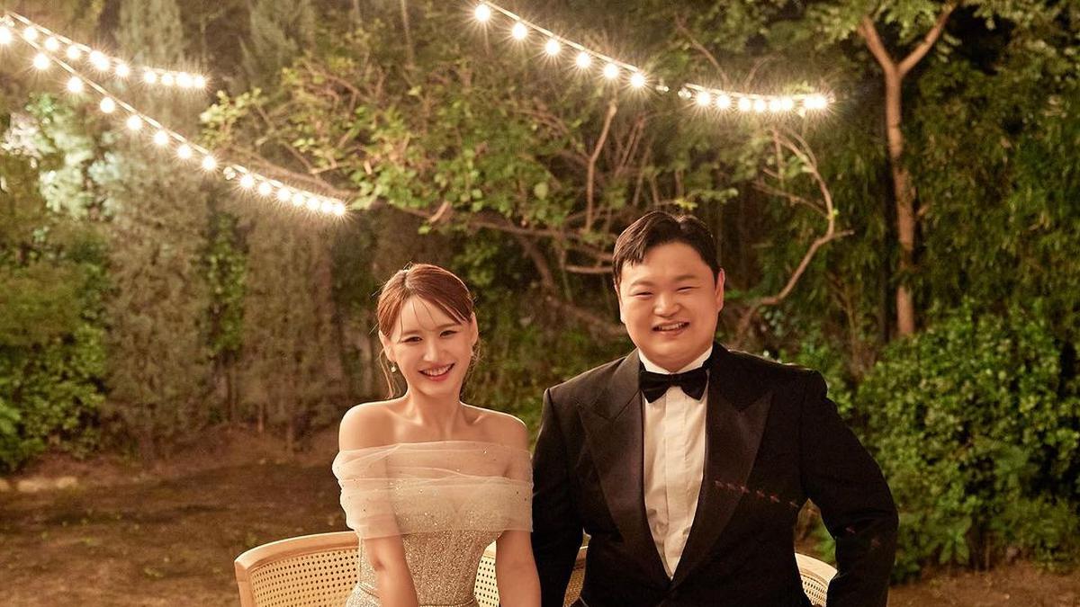 Aktor Ko Kyu Pil Resmi Menikah dengan Penyanyi Amin Setelah Berpacaran ...