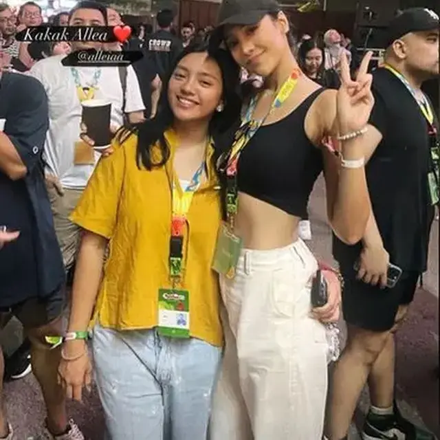 6 Potret Alleia dan Wanita yang Pernah Dikabarkan Dekat dengan Ariel, Kompak - Hot Liputan6.com
