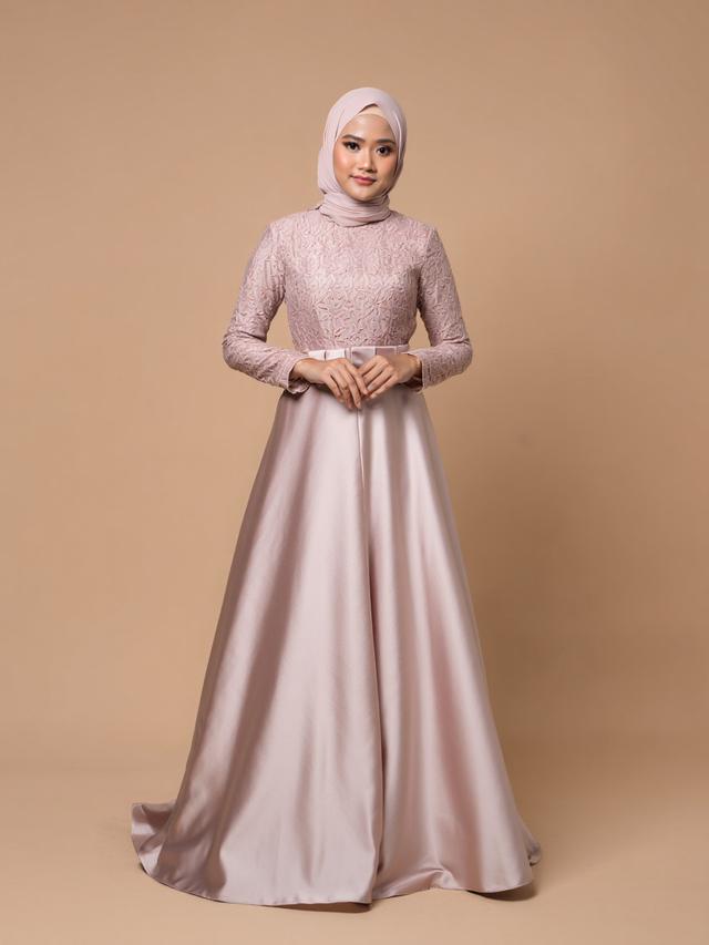 8 Model Gamis Potongan Princess Kombinasi Brukat yang Anggun, Cocok ...