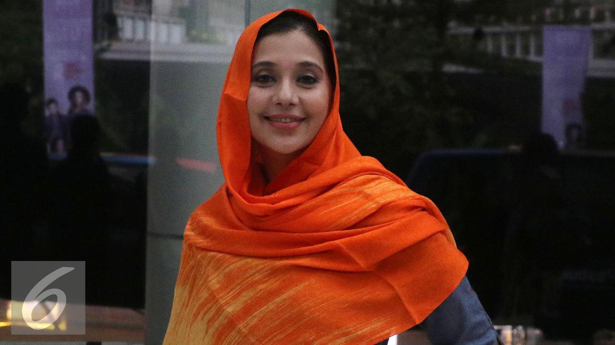 Ayu Azhari Kenalkan Budaya Betawi ke Mancanegara - ShowBiz Liputan6.com