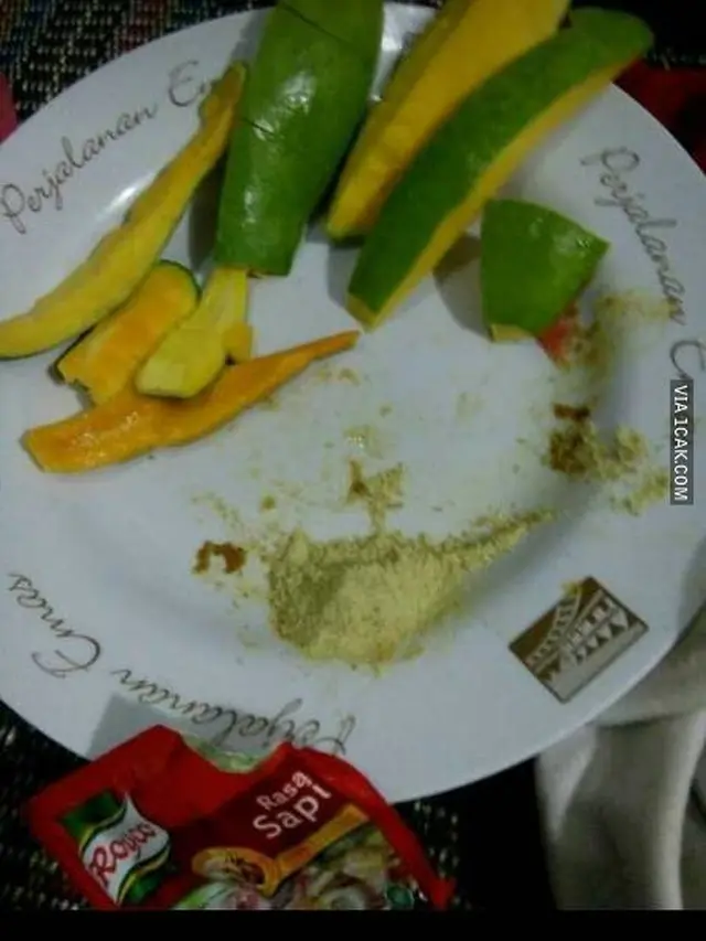 6 Ide Kreatif Cara Kupas Mangga Ini Kelewat Unik Kocak Hot