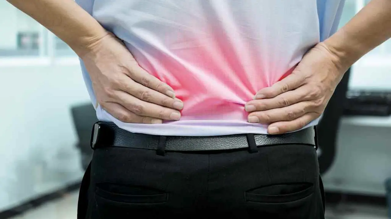 Alami Saraf Terjepit? Ketahui Gejala hingga Teknik Operasi yang Dapat ...