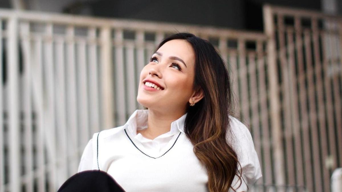 Lady Nayoan Beberkan Kondisi Terkini Dirinya yang Masih Butuh Tongkat dan Kursi Roda ...