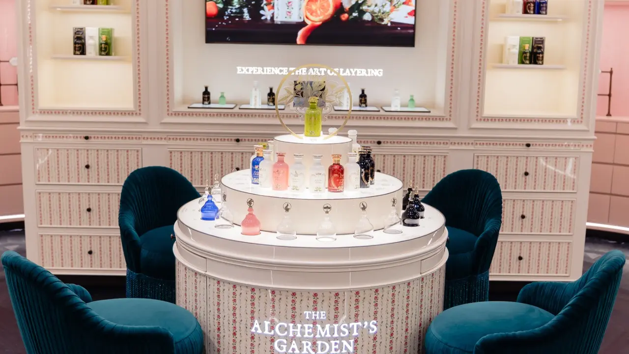 Gucci Beauty Buka Butik Pertamanya di Indonesia, Hadirkan Koleksi ...