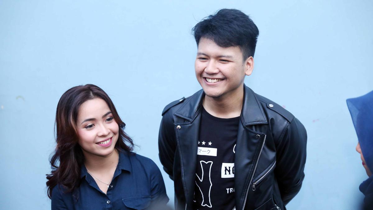 Nikah Dadakan, Istri Ilham SMASH Diisukan Hamil Duluan - ShowBiz ...