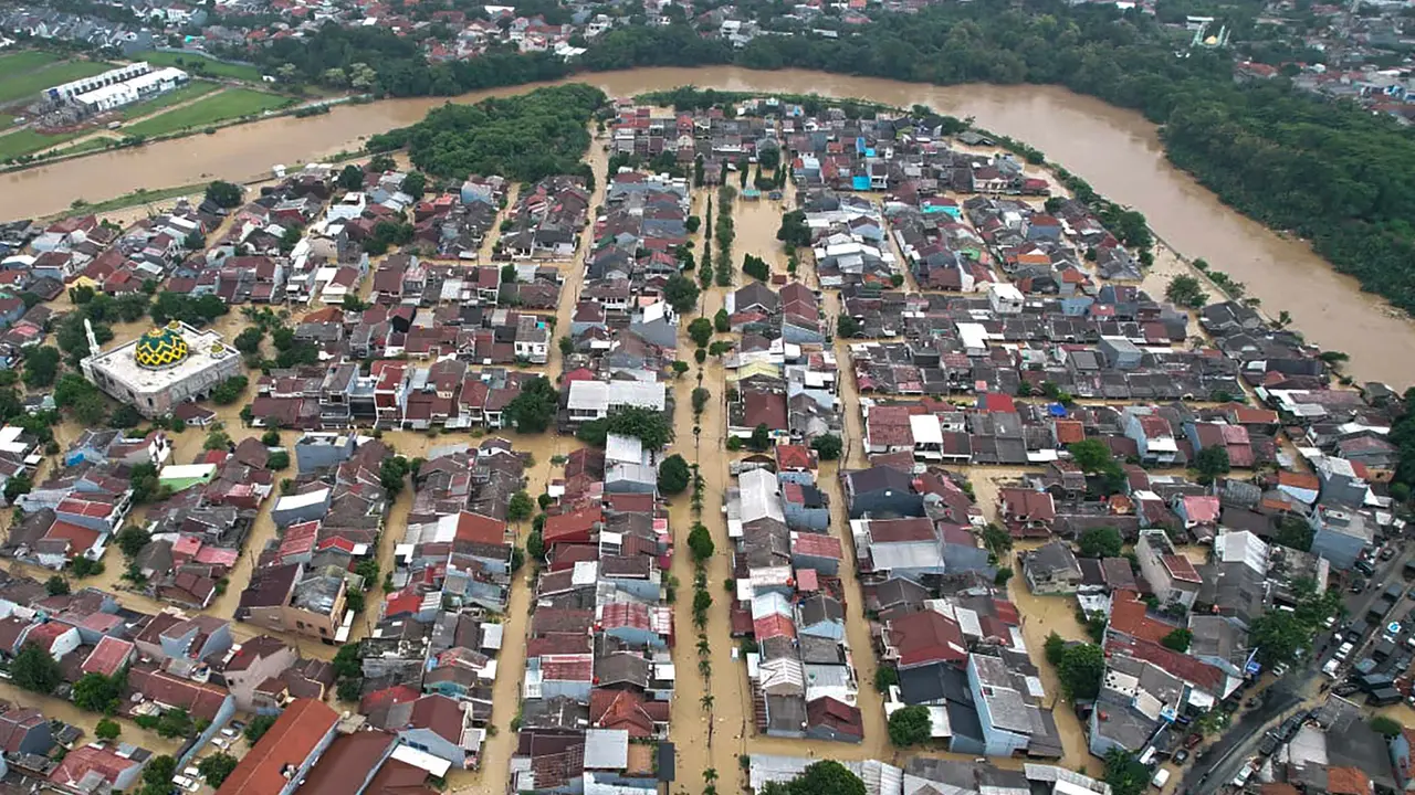 Curhat Korban Banjir Bekasi ke Prabowo - News Liputan6.com
