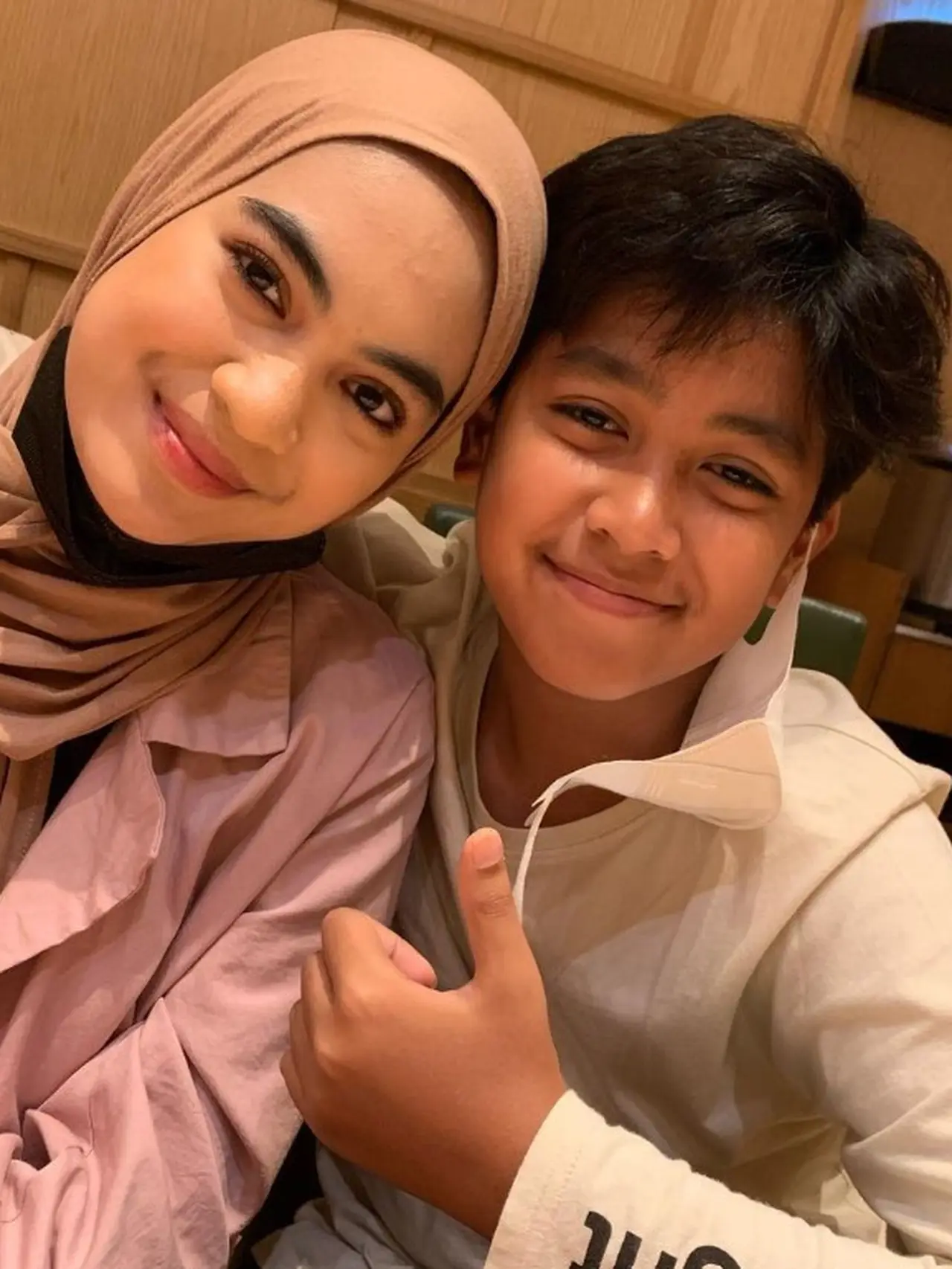 Apa Kabar Yulia Rachman? Dua Kali Gagal dalam Pernikahan, Berhijrah dan ...