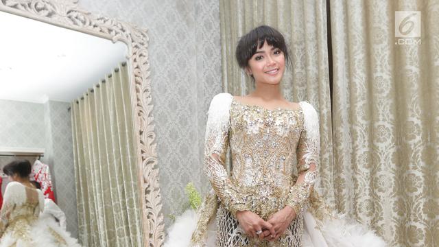 Sheza Idris Diboyong ke Amerika, Shezy Idris Takut Berpisah - ShowBiz ...