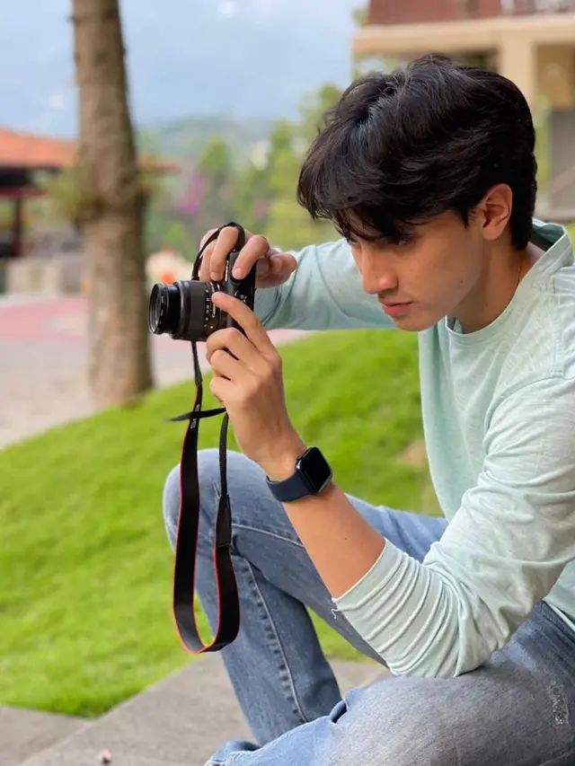 6 Potret Farhan Rasyid, Aktor Ganteng Pemeran Ilham di My Love My Enemy ...