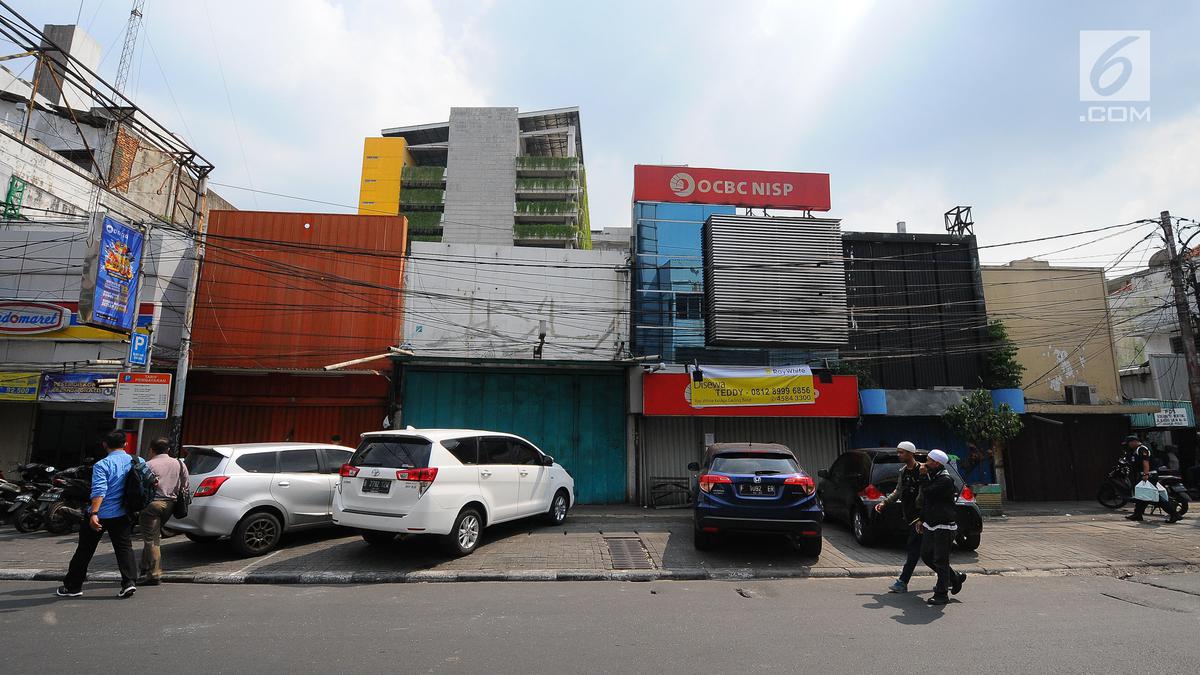 FOTO: Ricuh 22 Mei, Pertokoan dan Kantor di Sabang Tutup