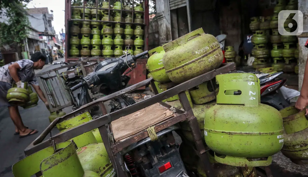 Mulai 1 Januari 2024, Beli LPG 3 Kg Wajib Pakai KTP - Foto Liputan6.com