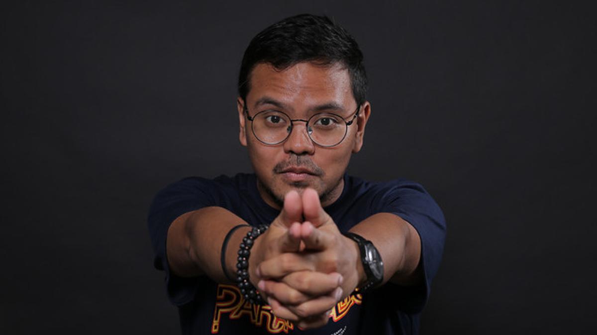 Undang Kontroversi, Coki Pardede dan Tretan Muslim Pamit dari Panggung Hiburan - ShowBiz ...