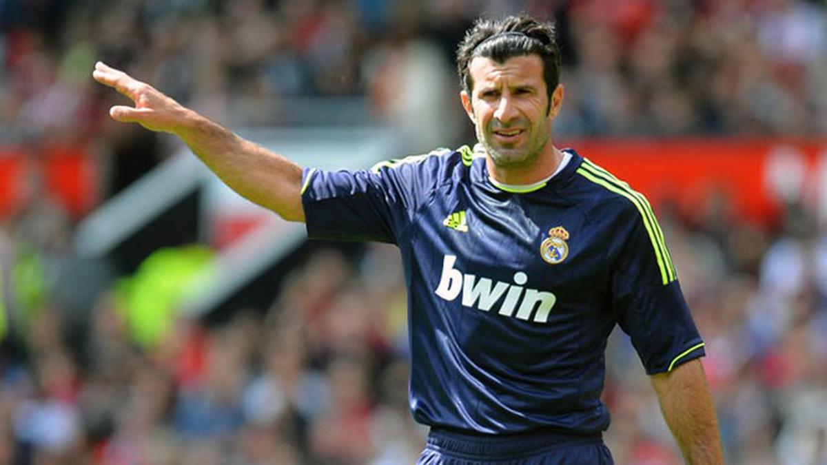 Ini Alasan Figo Mengkhianati Barcelona - Bola Liputan6.com