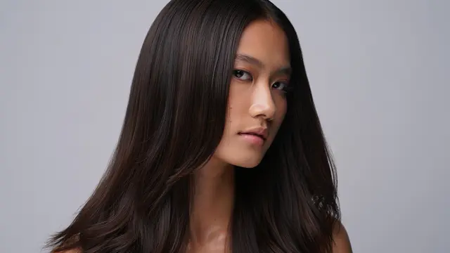 9 Model Rambut Layer Medium yang Cocok untuk Aktivitas Sehari-hari ...