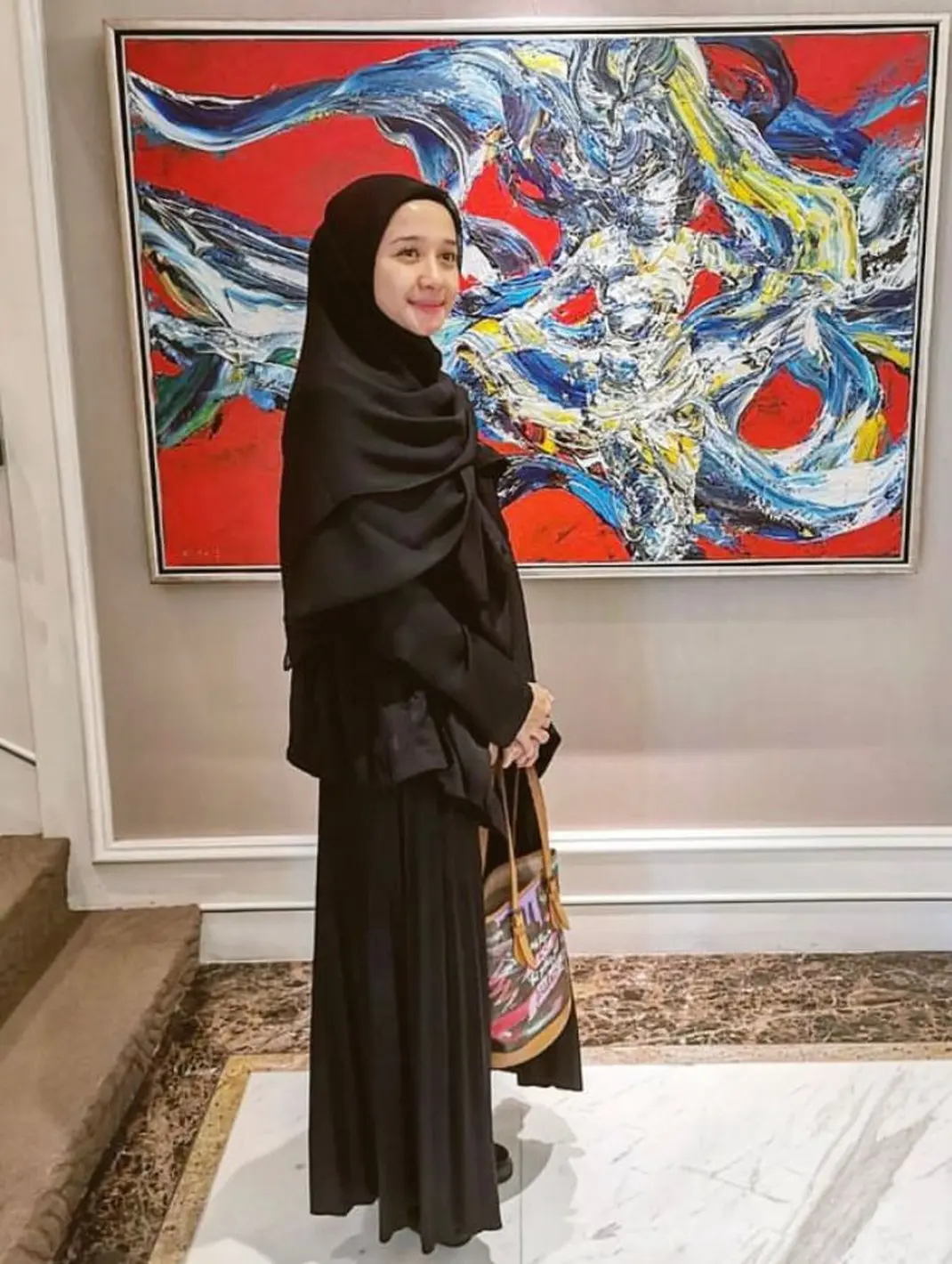 8 Potret Terkini Laudya Cynthia Bella yang Makin Menawan dengan Gaya Hijab Syar’i - Photo Fimela.com