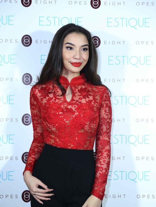 Manohara, Cara Menjaga Tubuh Tetap Langsing - Fashion Bintang.com