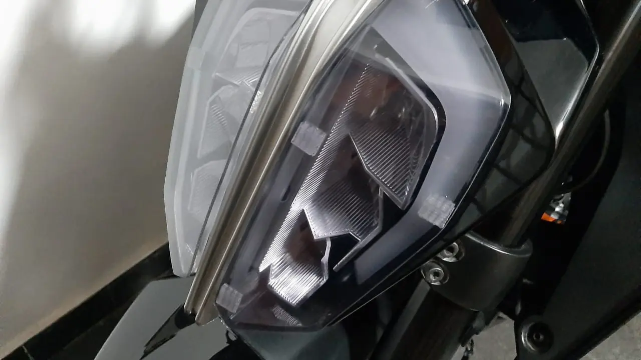 Modifikasi Simple Bikin Tampilan KTM Duke 250 Lebih Gahar dan Nyaman ...