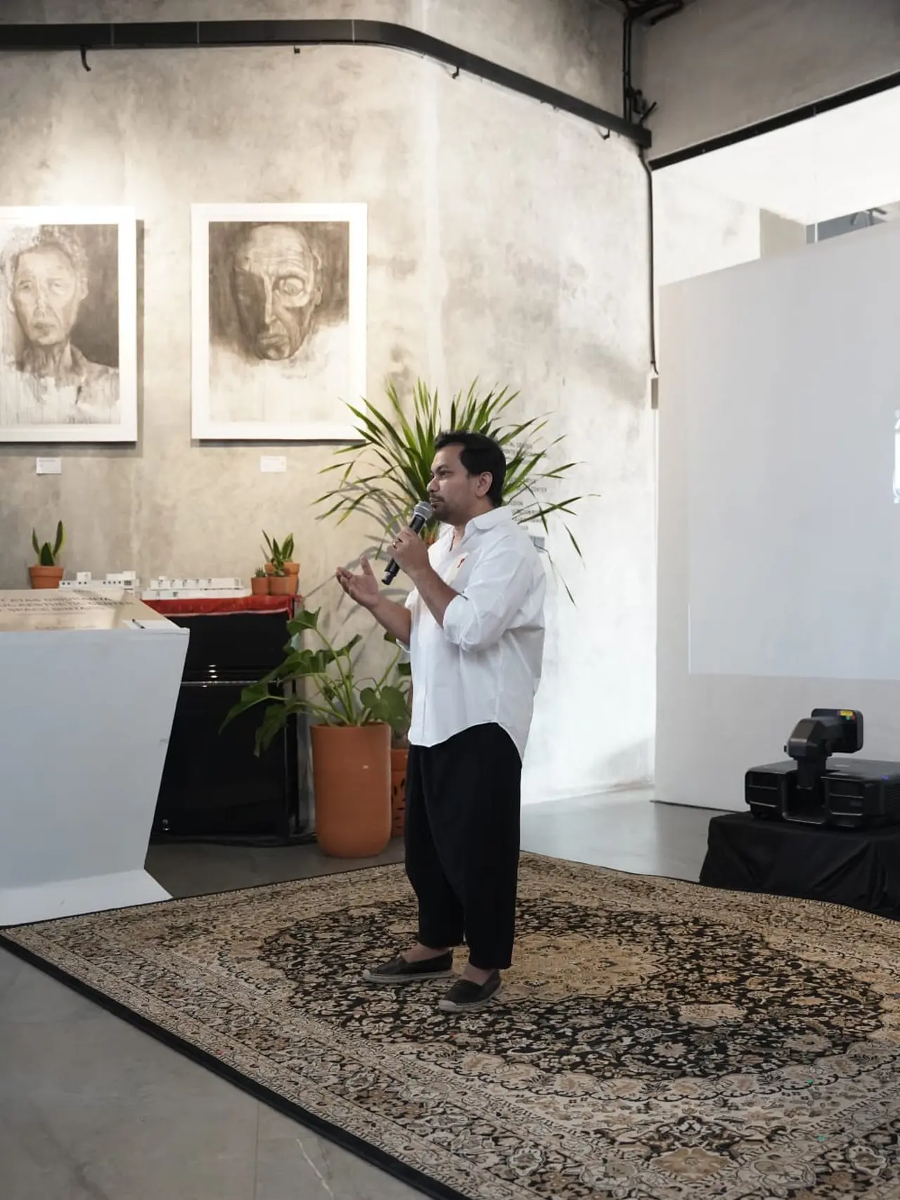 Tompi Bangun T Space Bergaya Post Modernisme, Dibantu Seniman Sekaligus ...