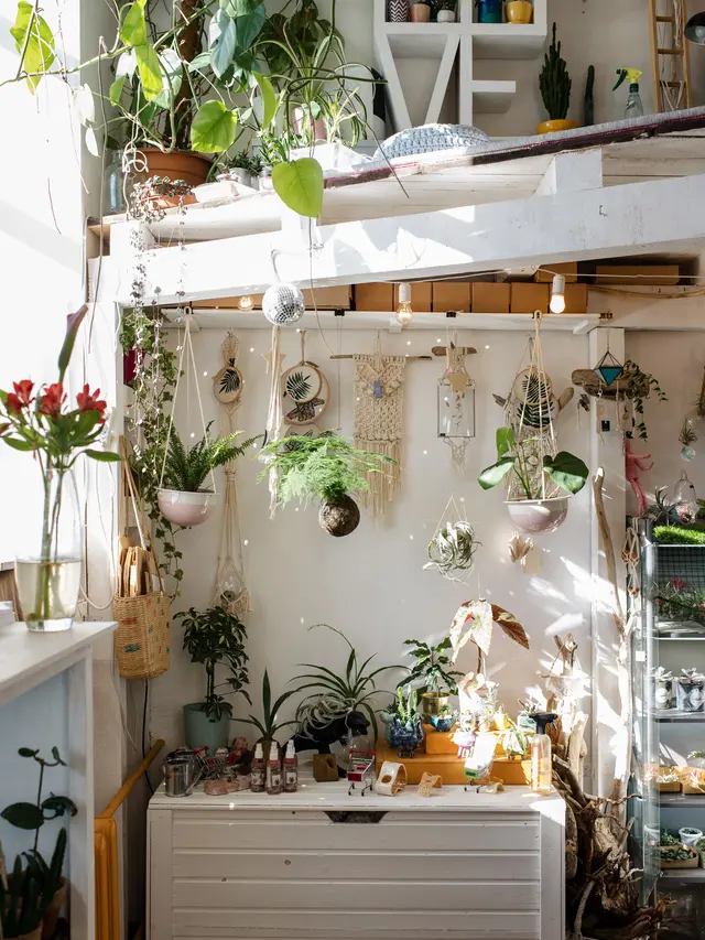 Cara Membuat Pot Bunga dari Botol Bekas yang Digantung, Unik - Hot ...