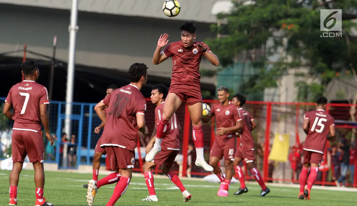 FOTO: Tatap Musim 2019, Persija Gelar Latihan Perdana Terbuka - Foto ...