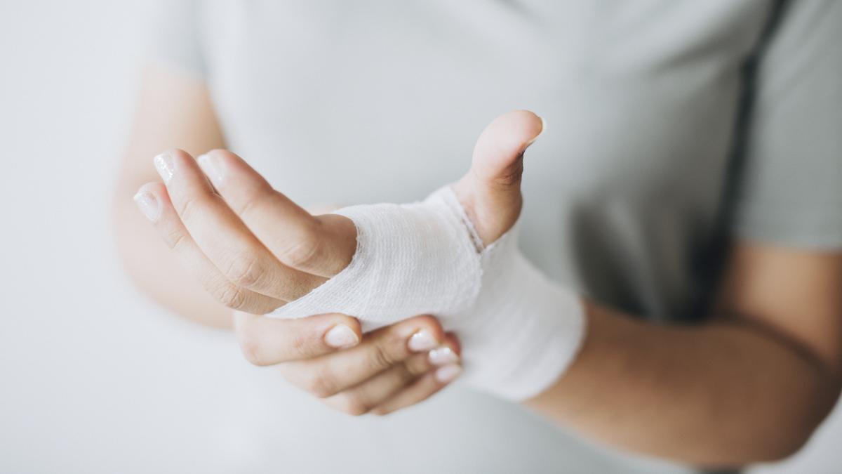 Jenis-Jenis Cedera Tangan yang Perlu Diketahui dan Diwaspadai