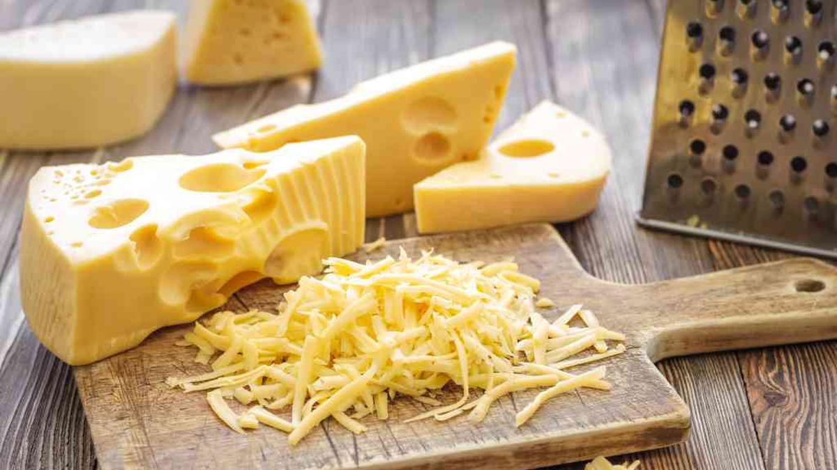 5 Resep Praktis Berbahan Dasar Keju Mozarella yang Lumer di Mulut