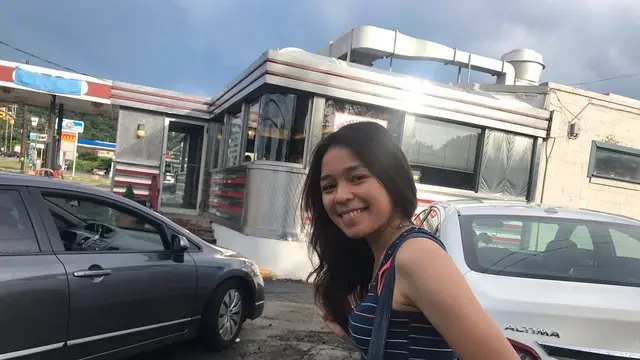 6 Potret Amanda Annete Putri Angkat Dian Nitami, Foto Lawas Bikin ...