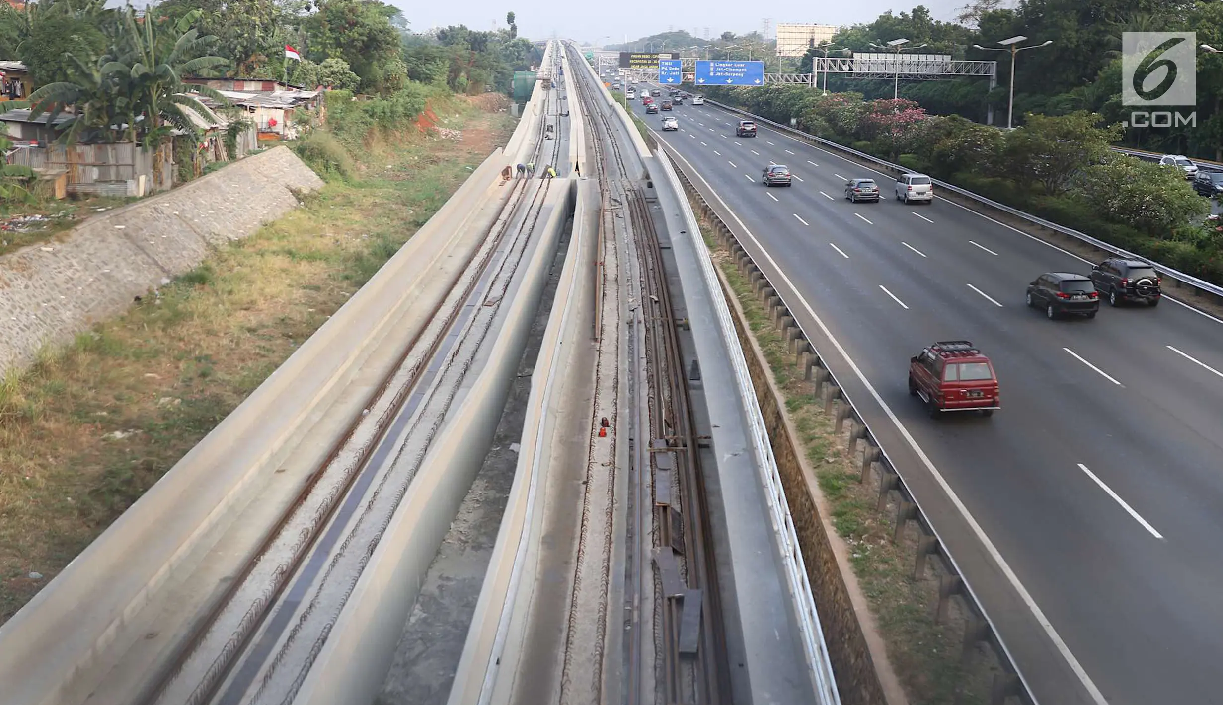 FOTO: Memantau Progres Pembangunan Proyek LRT Jabodetabek - Foto ...