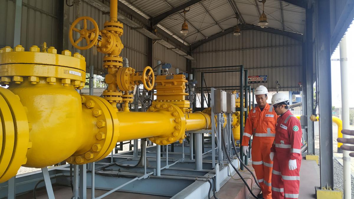 Penurunan Harga Gas Industri Bikin Penerimaan Negara Berkurang - Bisnis ...