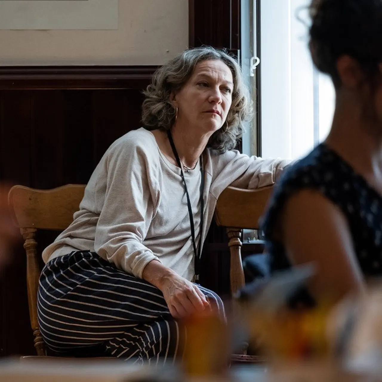 Puluhan Tahun Berlalu, Ini 6 Potret Terbaru Irma Gobb Pacar Mr Bean ...