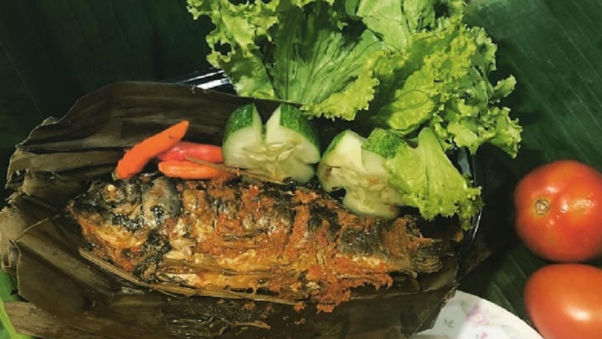 Resep Bumbu Pepes Ikan Mas Tradisional Khas Sunda, Gurih dan Aromatik