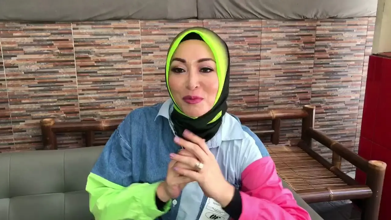 6 Alumni Putri Indonesia yang Kini Tampil Cantik Berhijab ...