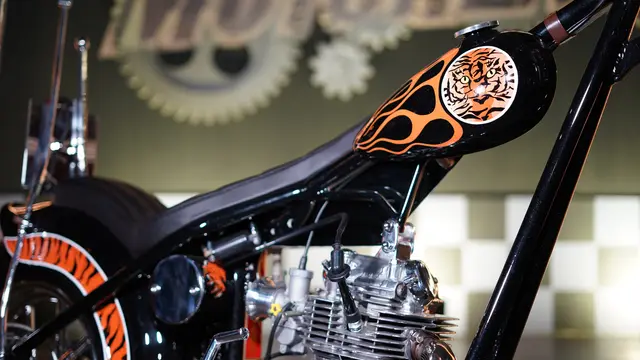 Motor Kustom Chopper Muka Dua Refleksikan Hidup Damai dalam Perbedaan ...