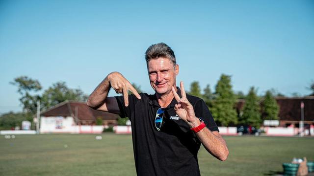 Coach Timo Scheunemann Sorot Masa Depan Sepak Bola Anak Indonesia ...