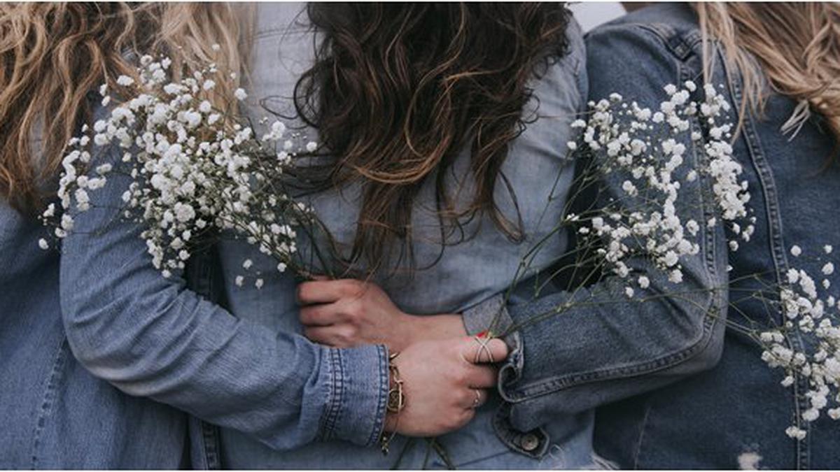 Tukang Gosip, 3 Zodiak Ini Paling Sulit Menyimpan Rahasia - Lifestyle ...