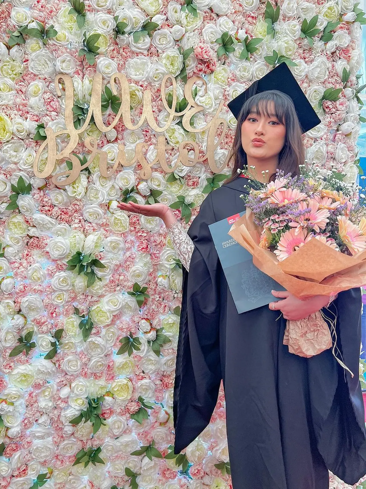 6 Potret Cantiknya Amanda Caesa Di Wisuda Kelulusan, Parto Patrio ...