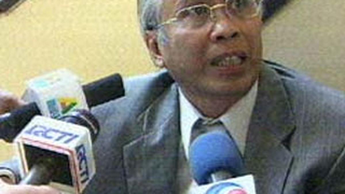 O.C. Kaligis Yakin David Tidak Bunuh Diri