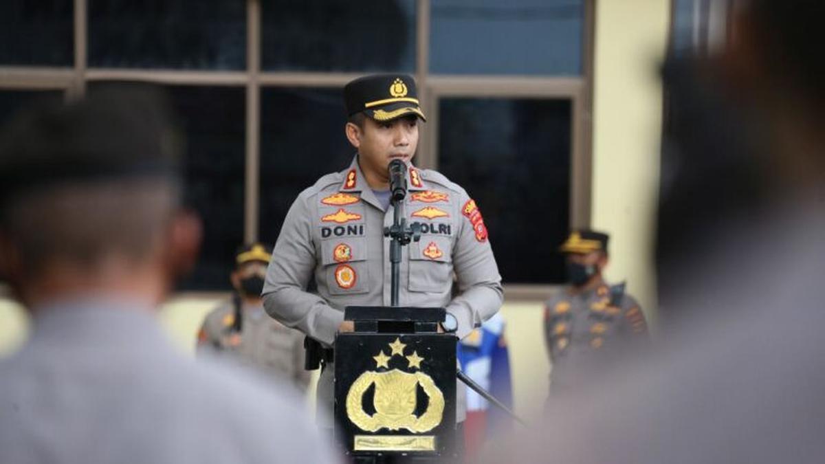 Profil Singkat Kapolres Cianjur AKBP Doni yang Trending di Media Sosial Twitter - Regional ...