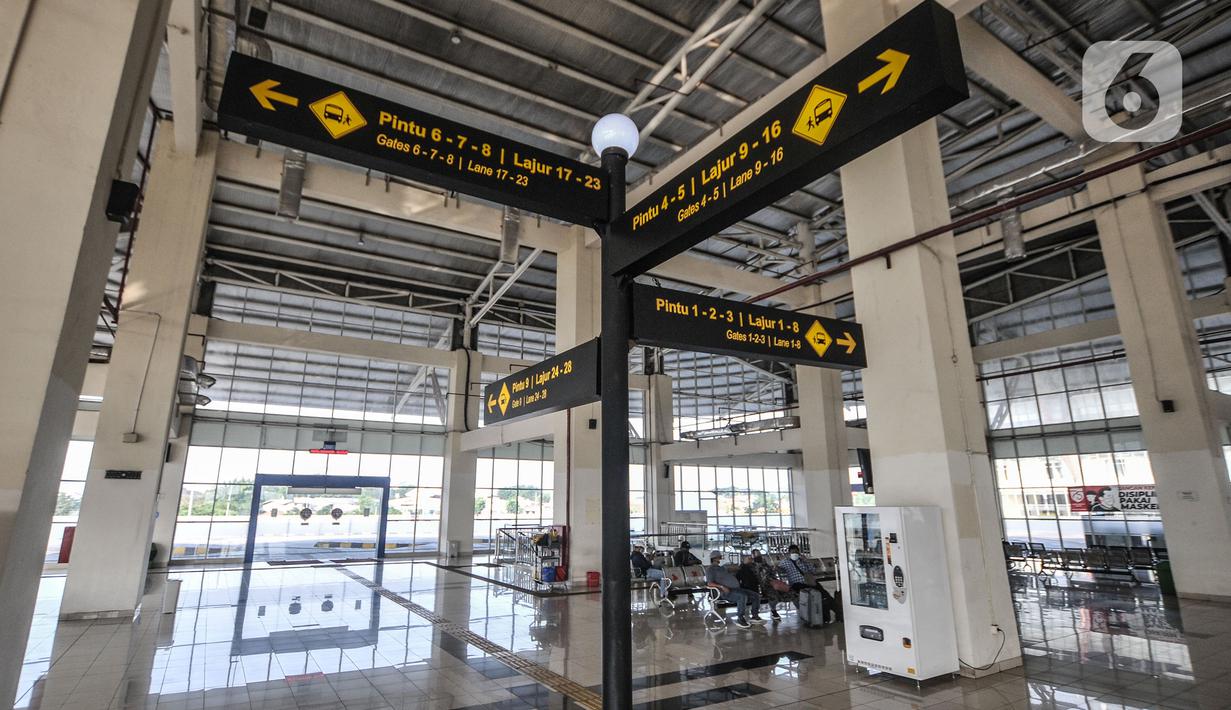 FOTO: Pemeriksaan Ketat SIKM Penumpang di Terminal Pulogebang - Foto ...