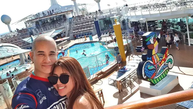 Okan Cornelius Gugat Cerai, Ini 6 Momen Mesra saat Bersama Mey Lee - Hot Liputan6.com